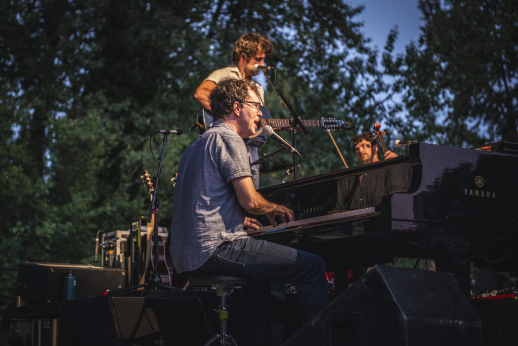 Ben Folds / Tall Heights - Cuthbert AMPHITHEATER, EUGENE, OR - The Hot Mic