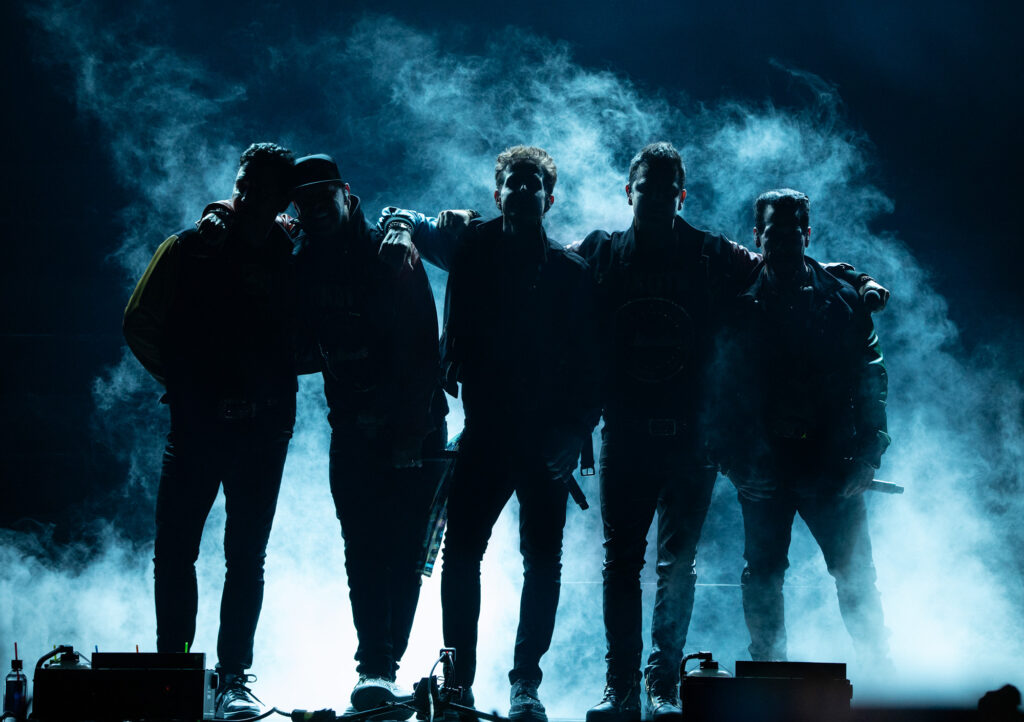 New Kids on the Block / Paula Abdul - Bank of America Center, Gildford ...
